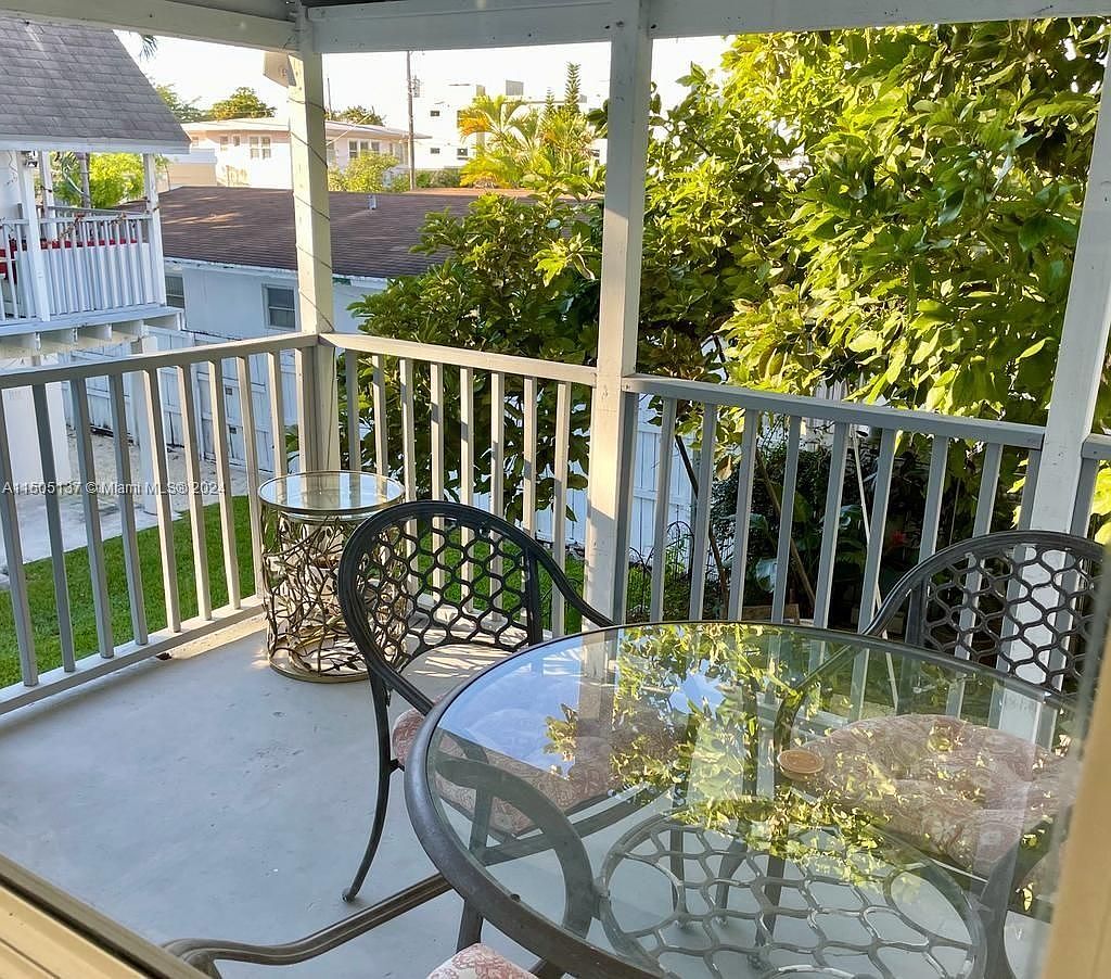 1237 SW 10th St #3, Miami, FL 33135 | Zillow