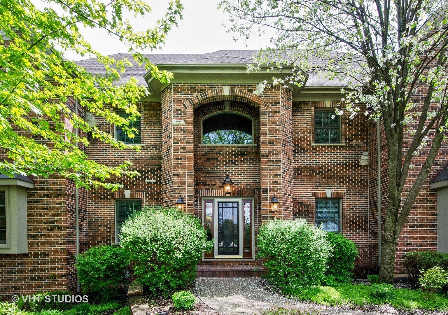 6104 Highland Ln, Crystal Lake, IL 60014 | Zillow