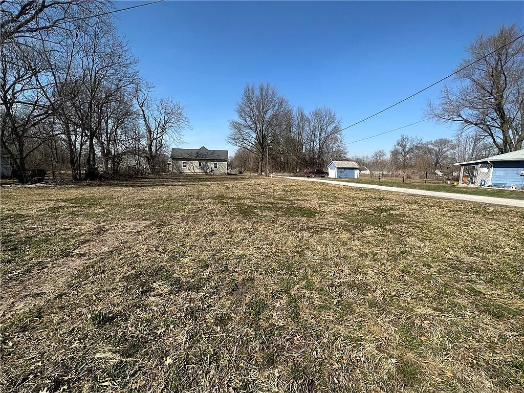 0 W 5th St, Henrietta, MO 64036 | Zillow