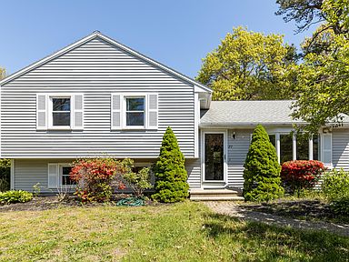 27 Tara Terrace, Bourne, MA 02532 | Zillow
