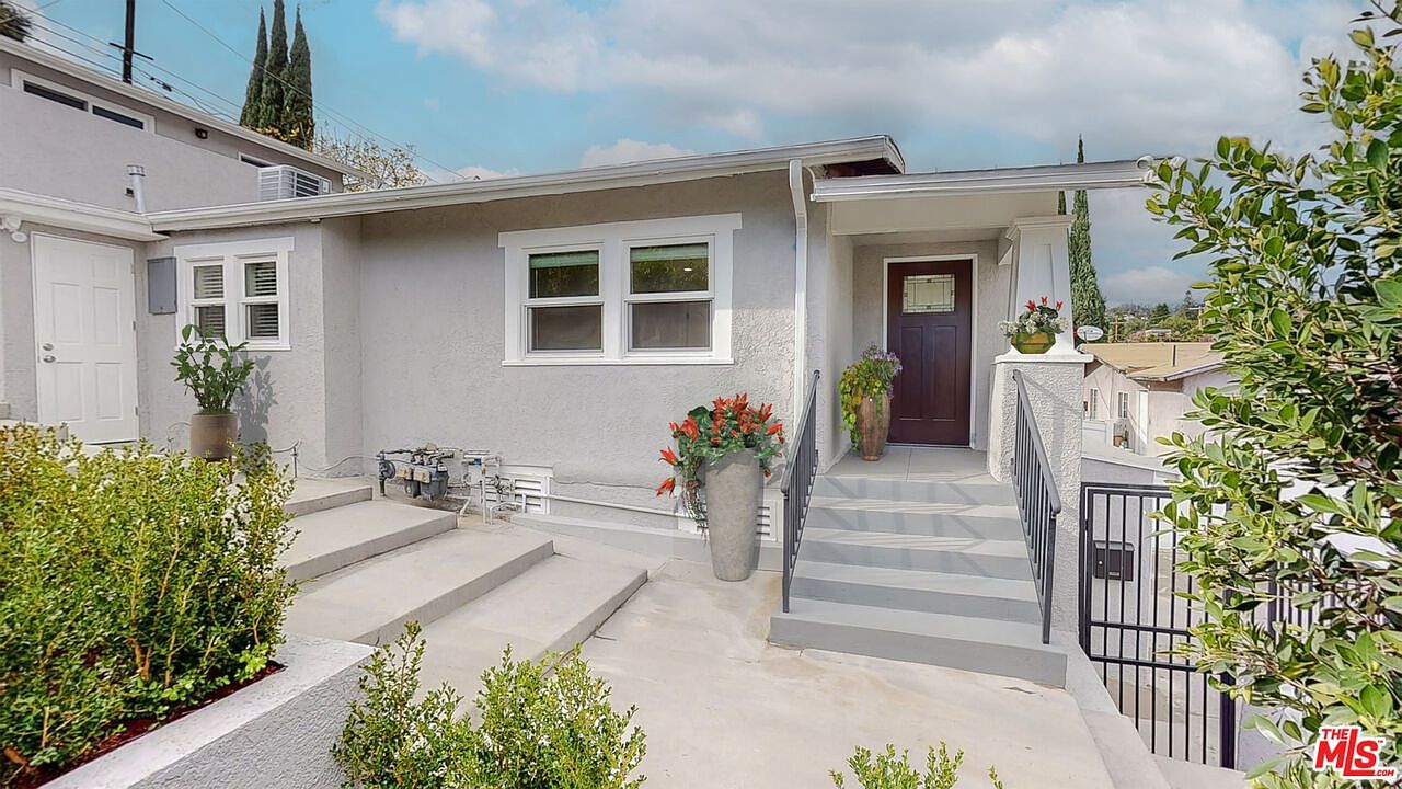 2747 Griffith Park Blvd, Los Angeles, CA 90027 | Zillow