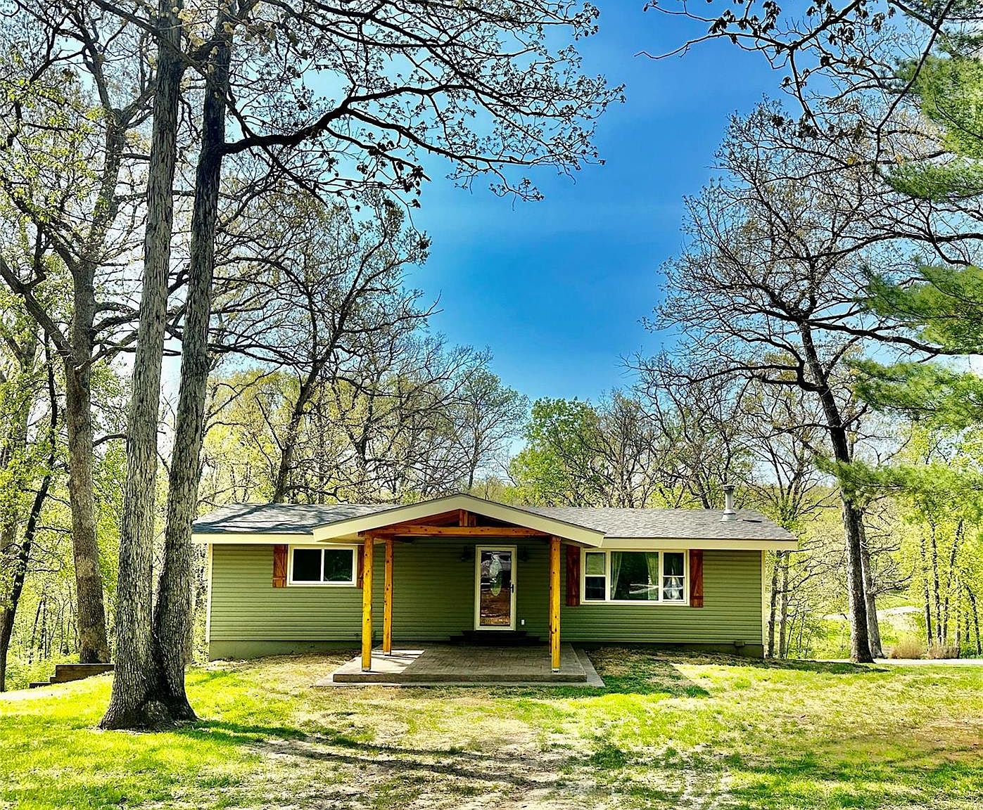 118 Woodmark Manor Dr, Winfield, MO 63389 | Zillow