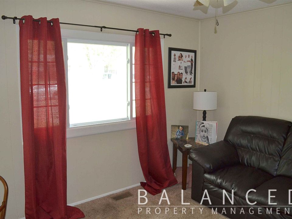 3117 SW Crest Dr, Topeka, KS 66614 | Zillow