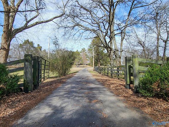 765 Bell Factory Rd, Huntsville, AL 35811 | Zillow