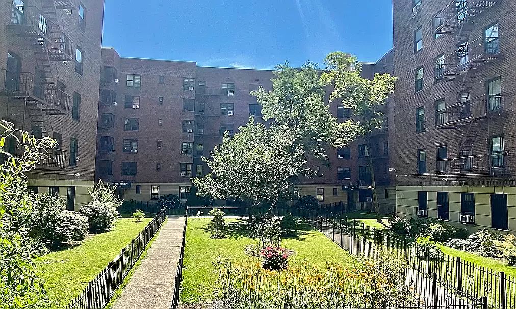273 Bennett Ave, New York, NY 10040 | Zillow
