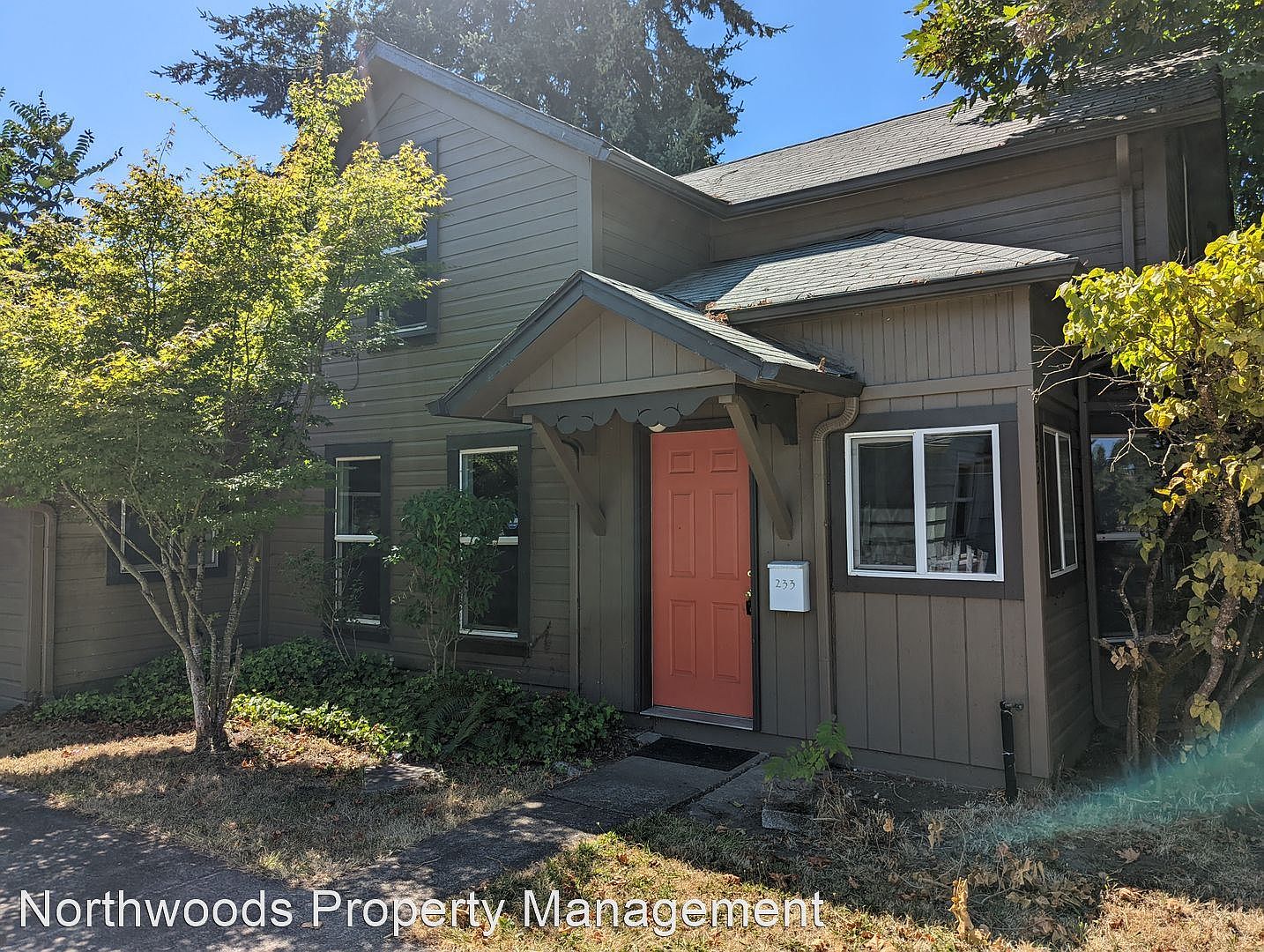 233 E St, Springfield, OR 97477 | Zillow