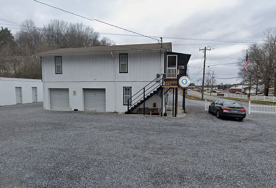 325 Love Rd APT 1, Sevierville, TN 37862 | Zillow