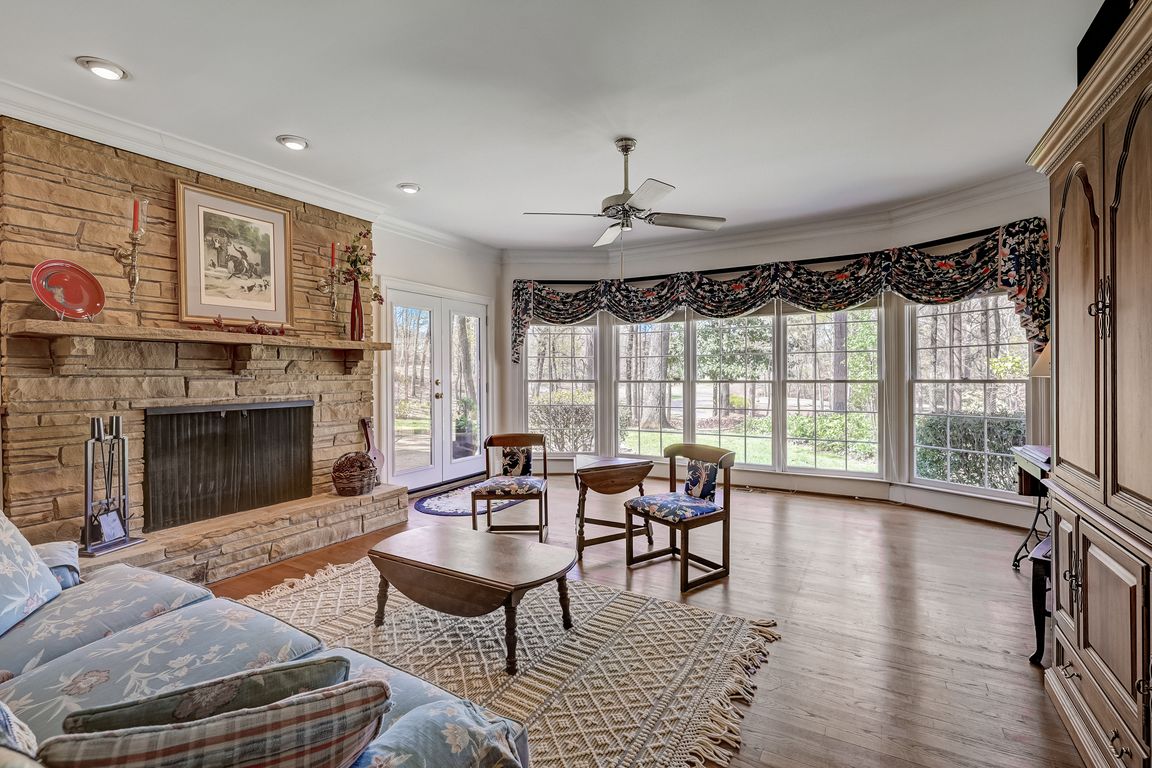 3205 Spalding Dr, Sandy Springs, GA 30350 | Zillow