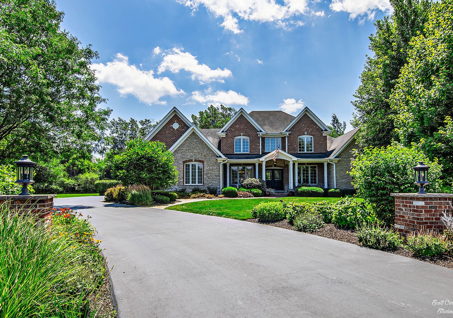 30W151 Maple Tree Ln, Wayne, IL 60184 | Zillow