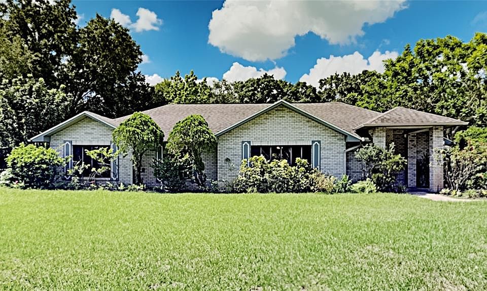 1717 Joe McIntosh Rd, Plant City, FL 33565 | Zillow