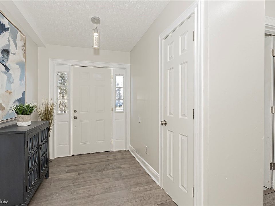 9452 Prospect Rd, Strongsville, OH 44149 | Zillow