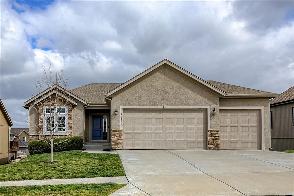 31460 85th St, De Soto, KS 66018 | Zillow