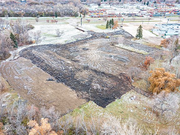 3400 Gateway Dr, Grand Forks, ND 58203 | MLS #24-202 | Zillow