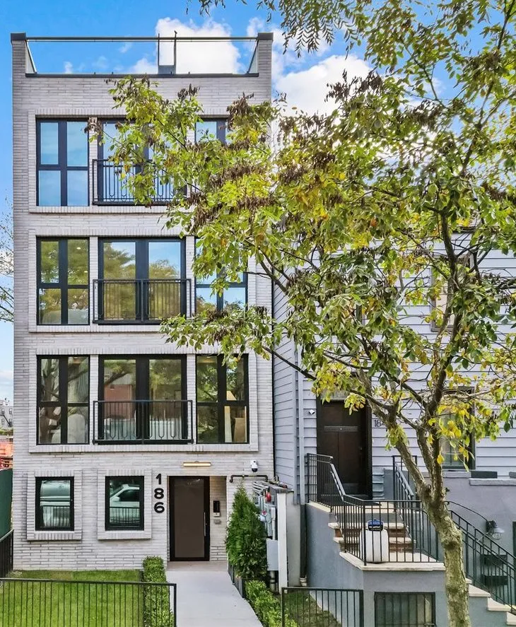 186 16th Street #2 in Park Slope, Brooklyn | StreetEasy