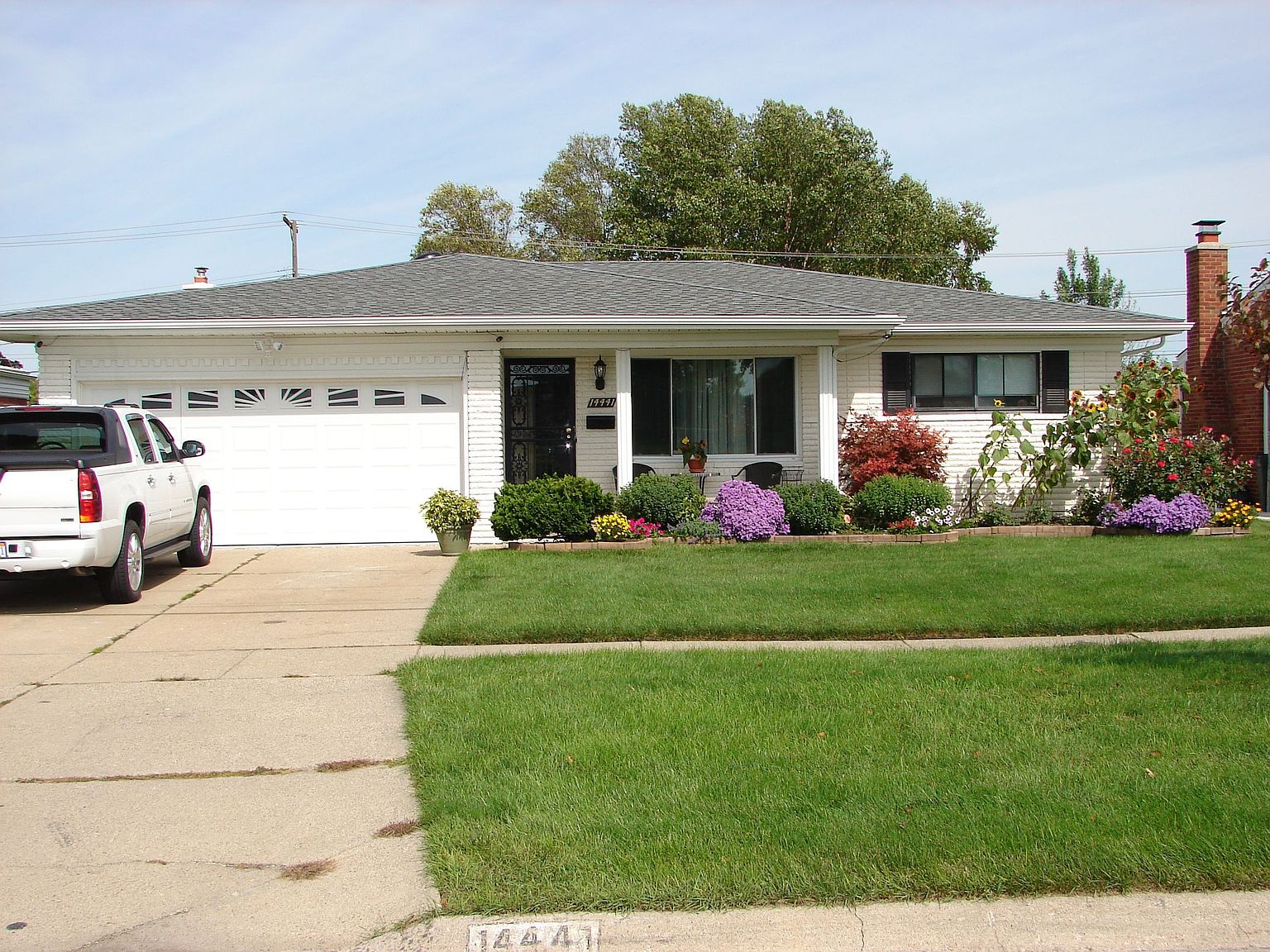 14441 Common Rd, Warren, MI 48088 | Zillow