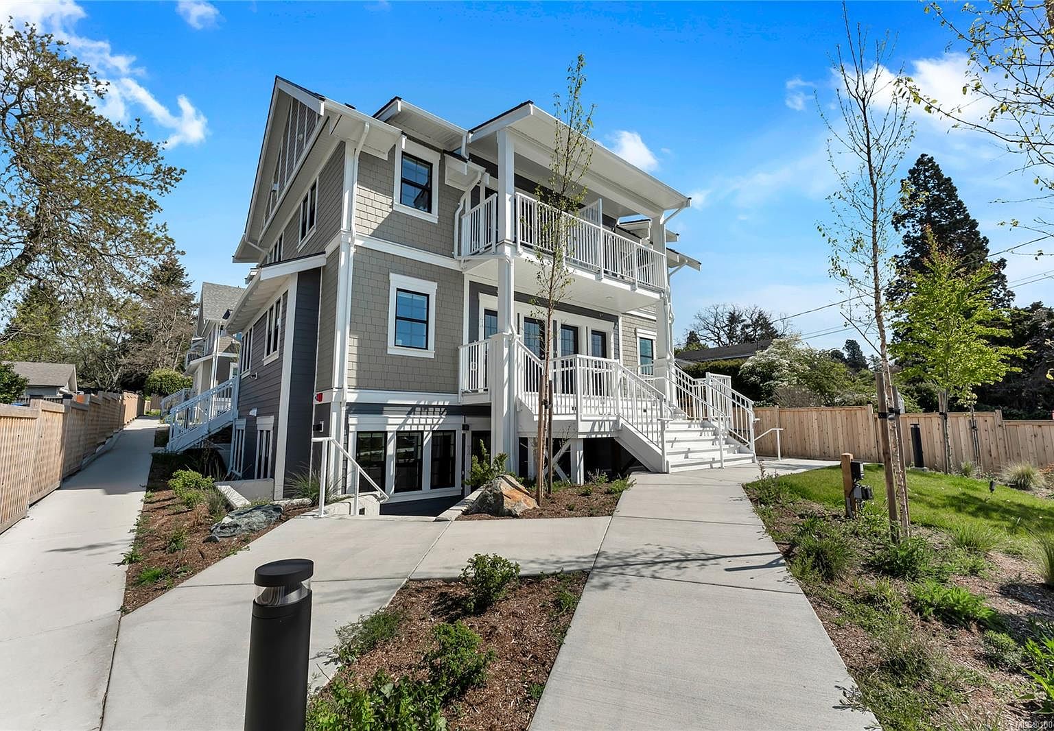 1224 Richardson St #102-C, Victoria, BC V8V 3E1 | MLS #1004413 | Zillow