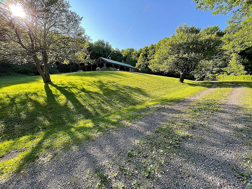 1683-1683 Macmore Rd, Roxbury, NY 12474 | Zillow