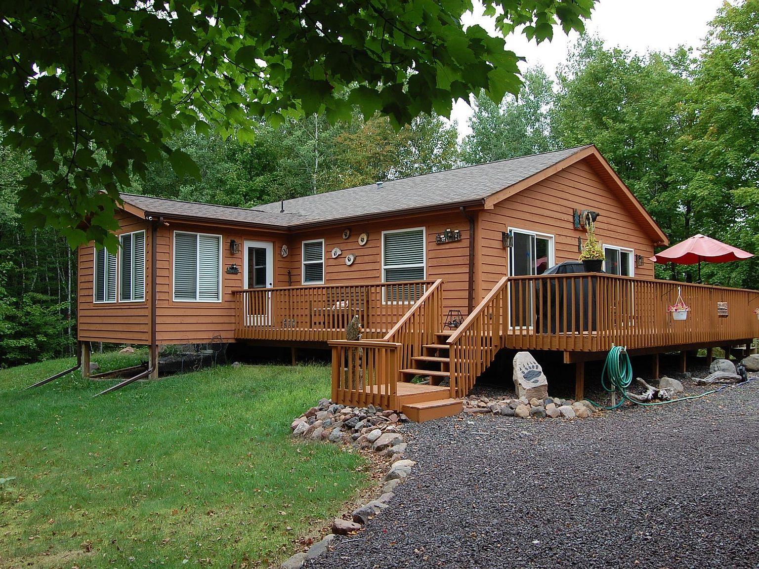 3185 E Lagro Rd, Foxboro, WI 54836 | Zillow