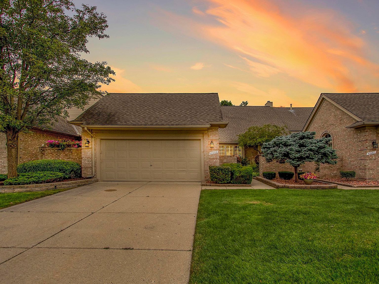 42659 Christina Dr #85/24, Sterling Heights, MI 48313 | Zillow