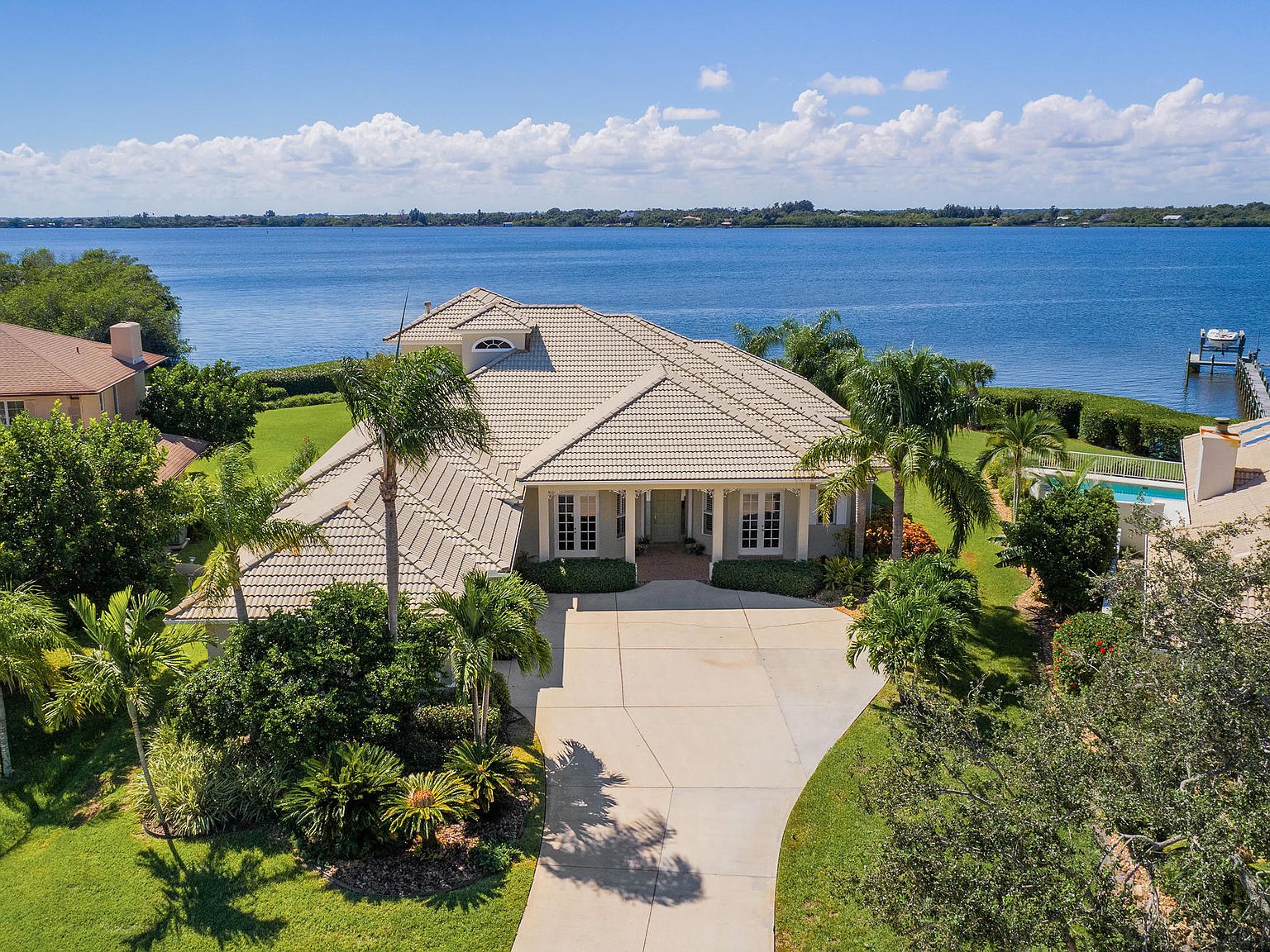 906 Loggerhead Island Dr, Satellite Beach, FL 32937 | Zillow