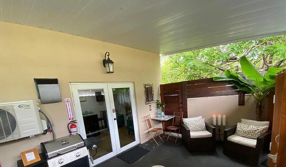 2542 Monroe St #1, Hollywood, FL 33020 | Zillow