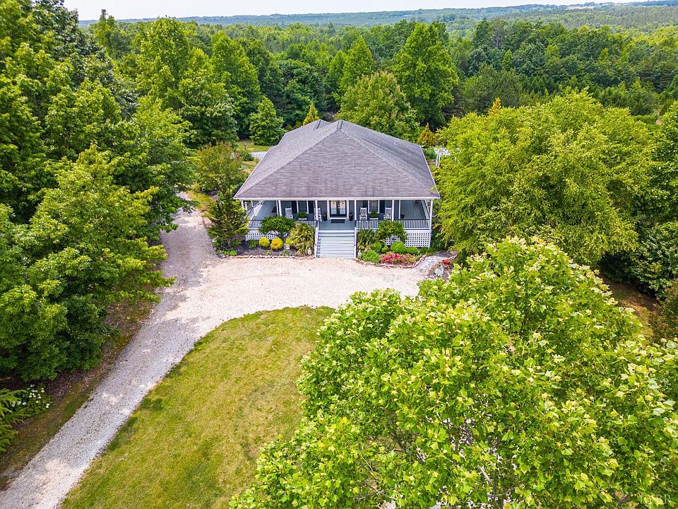 3297 Midway Rd, Phenix, VA 23959 | Zillow