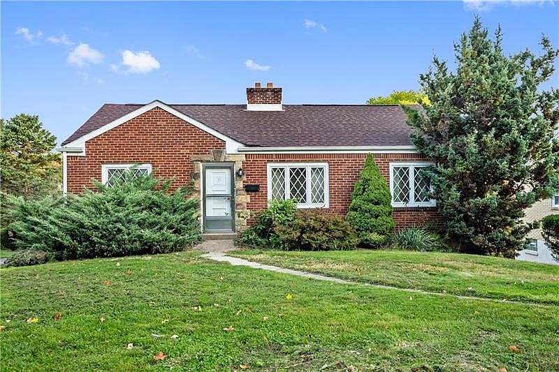 4450 Mulberry Ct, Pittsburgh, PA 15227 | Zillow