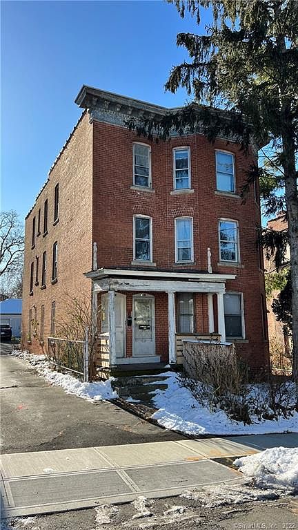 221 Ward St, Hartford, CT 06106 | Zillow