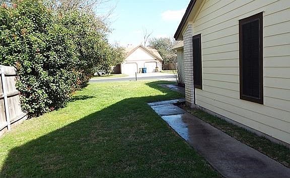 8703 Clearbrook Trl, Austin, TX 78729 | Zillow