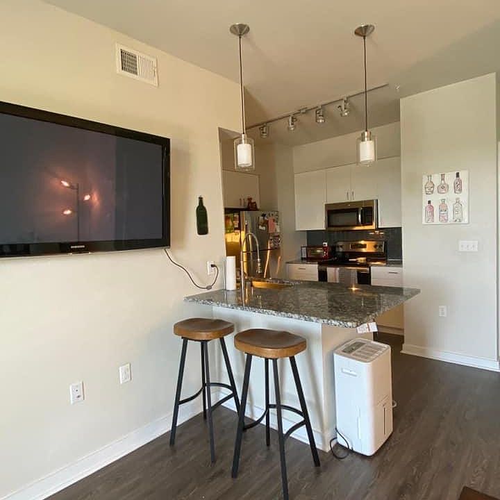 100 Ramble Ln Austin TX | Zillow