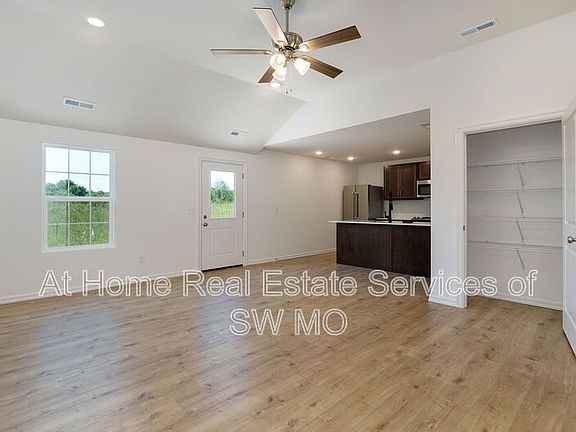 5634 W Mangrove St, Springfield, MO 65802 | Zillow