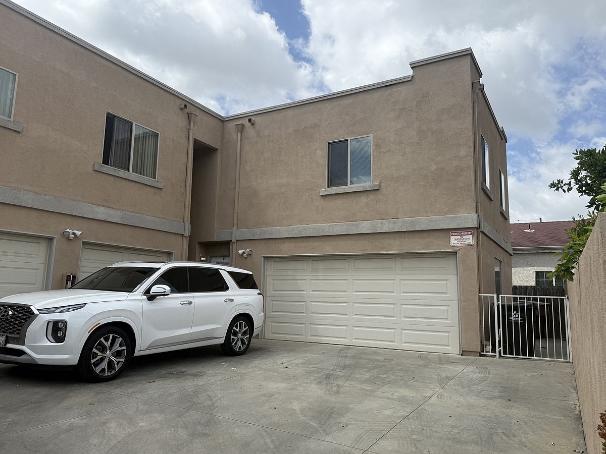 109 S Walnut Ave APT C, Placentia, CA 92870 | Zillow