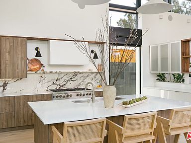 8617 Higuera St, Culver City, CA 90232 | Zillow