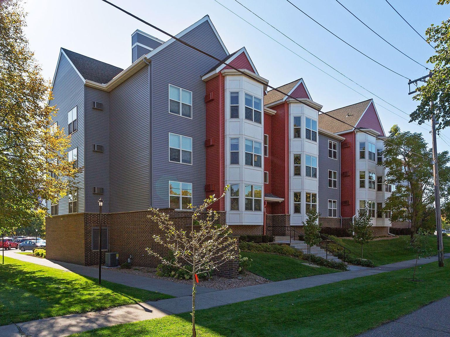 720 3rd Ave NE APT 324, Minneapolis, MN 55413 | Zillow