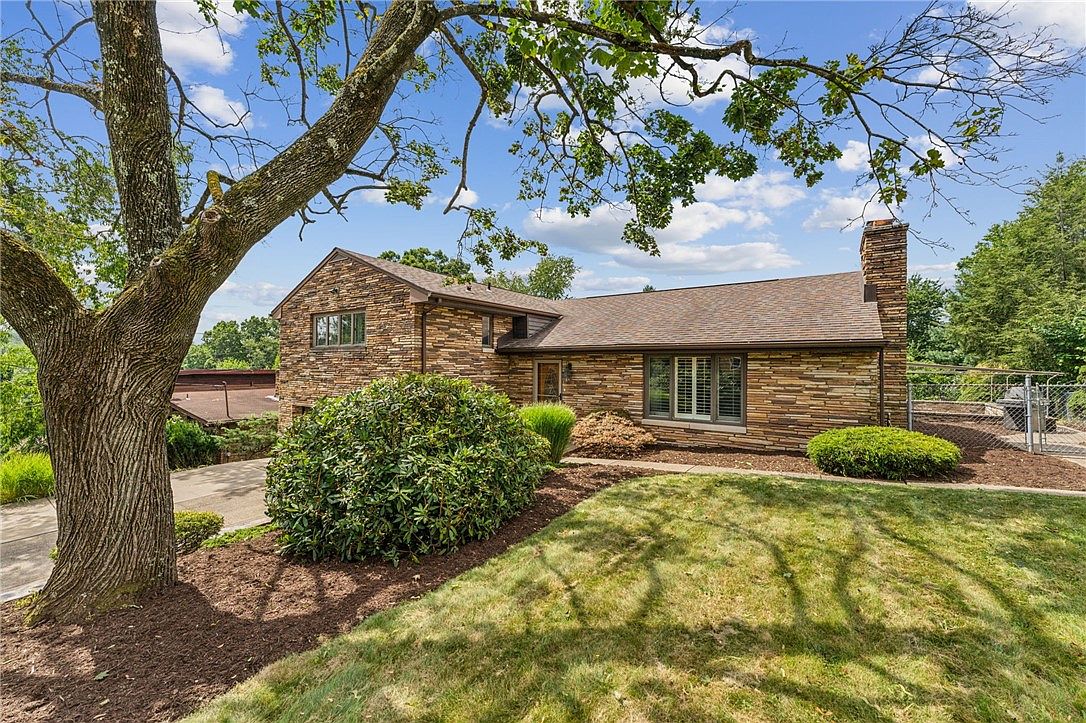 4358 Overhill St, Bethel Park, PA 15102 | Zillow