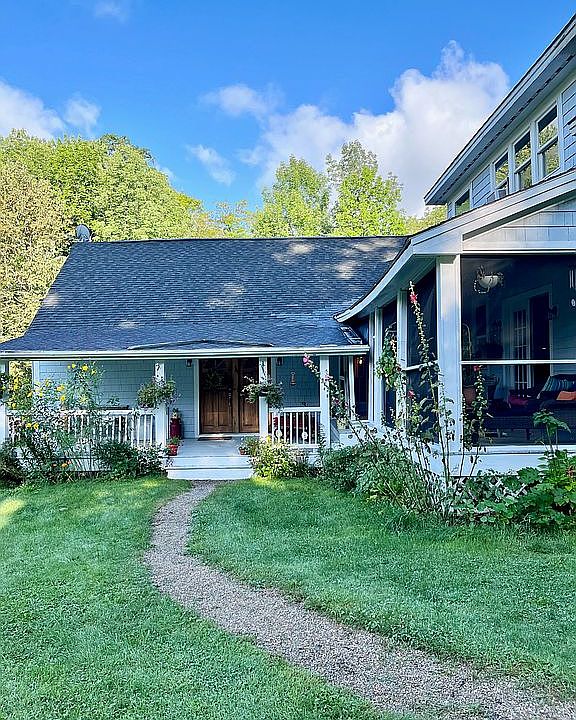 37 Old Stage Coach Rd, South Royalton, VT 05068 | Zillow