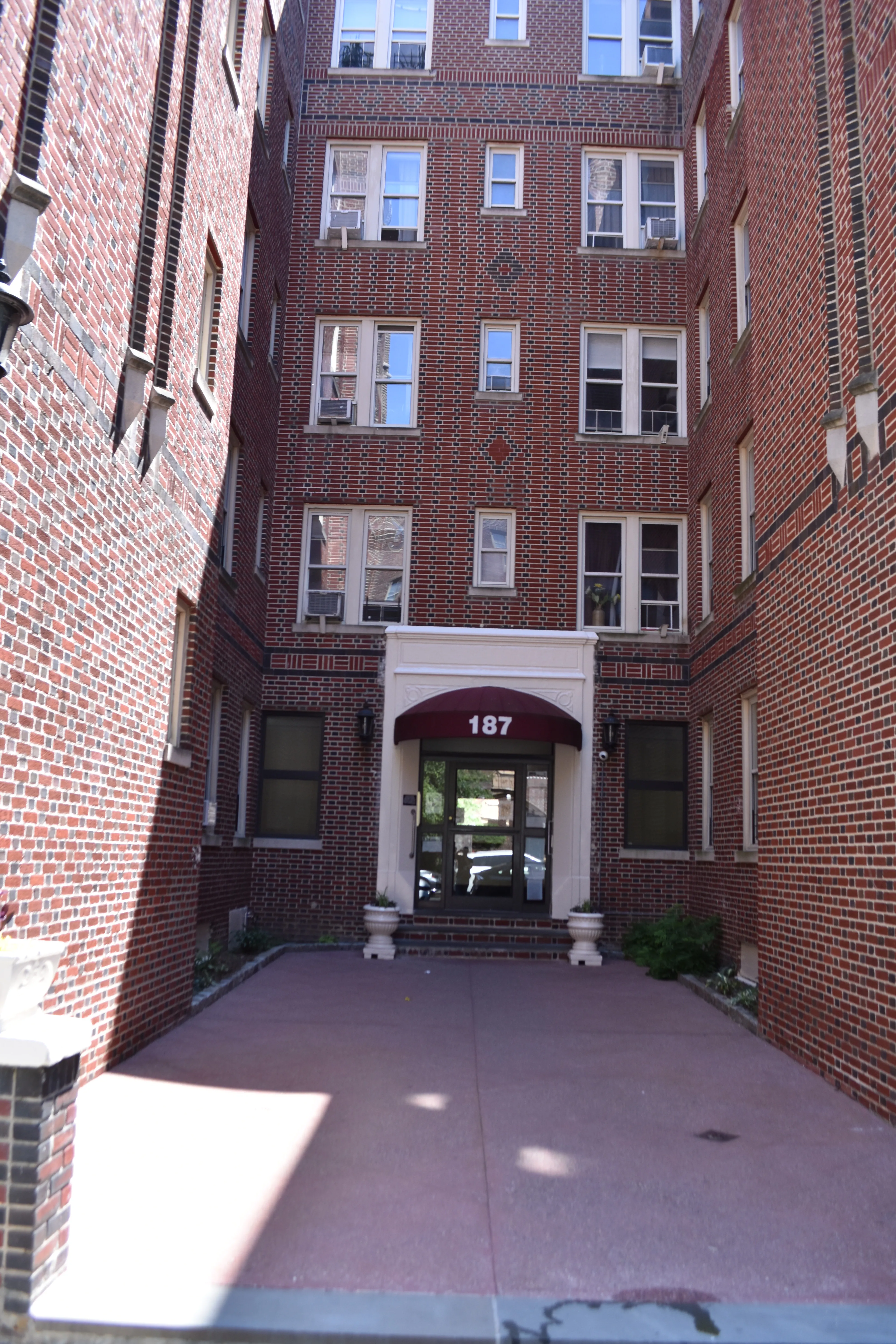 187 Pinehurst Avenue #2E in Hudson Heights, Manhattan | StreetEasy