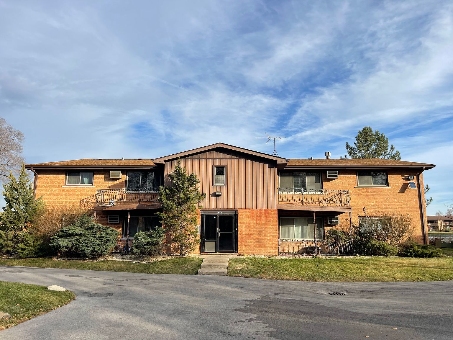 406 E Hickory Rdg #2B, Glenwood, IL 60425 | Zillow
