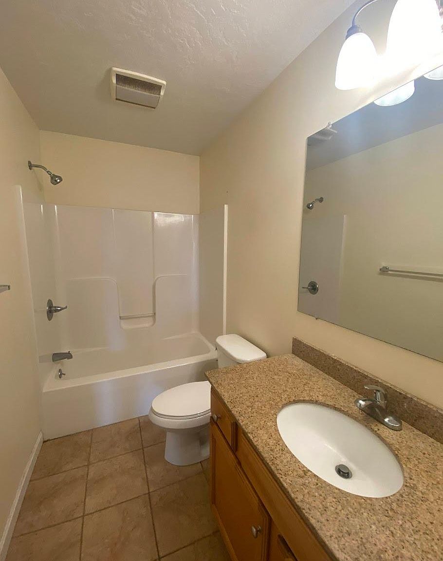 71 Stocker St, Springfield, MA 01129 | Zillow
