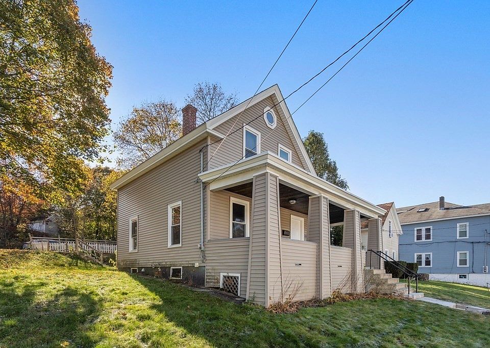 201 Oak St, Clinton, MA 01510 | Zillow