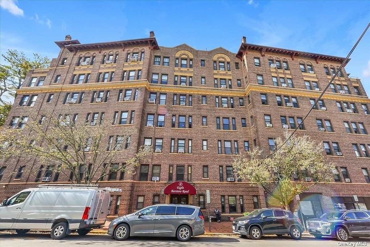 8 Barstow Road UNIT 2C, Great Neck, NY 11021 | MLS #3509947 | Zillow
