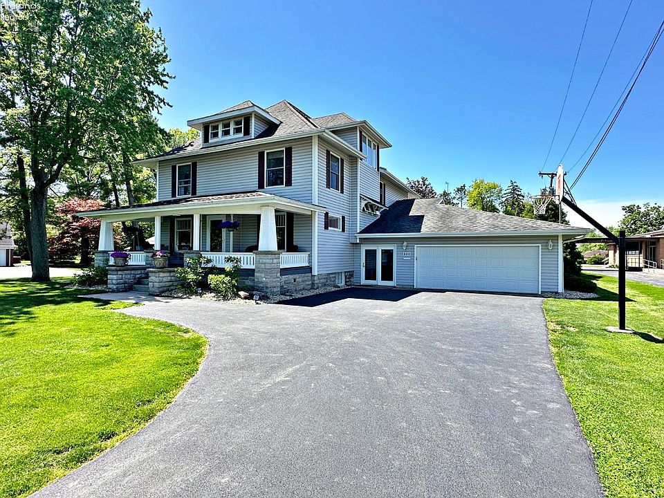 330 Melmore St, Tiffin, OH 44883 | Zillow