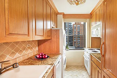 235 East 73rd Street #8D in Lenox Hill, Manhattan | StreetEasy