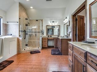 2414 Westmoreland Rd, Red Oak, TX 75154 | Zillow