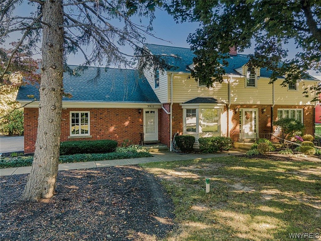 3911 Lower River Rd, Youngstown, NY 14174 | Zillow