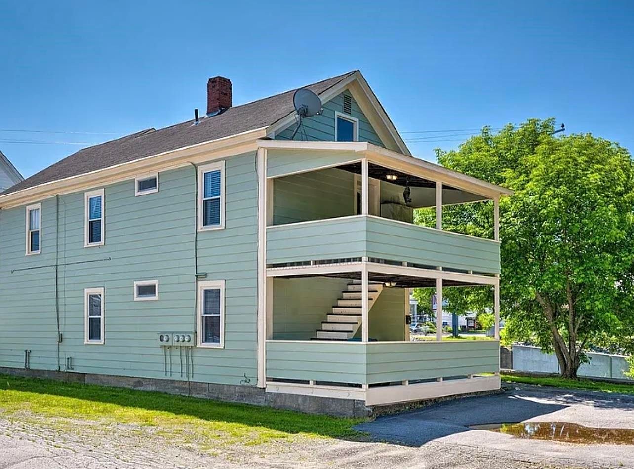 139 Main Street, Colebrook, NH 03576 | Zillow