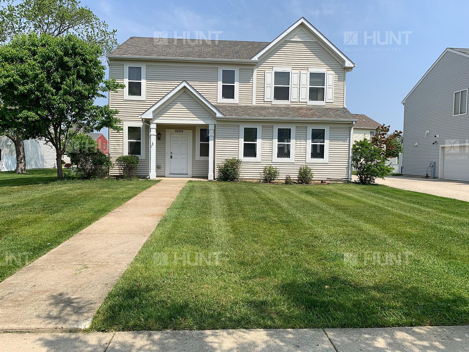 2004 S Dakota Ave, Great Lakes, IL 60088 | Zillow