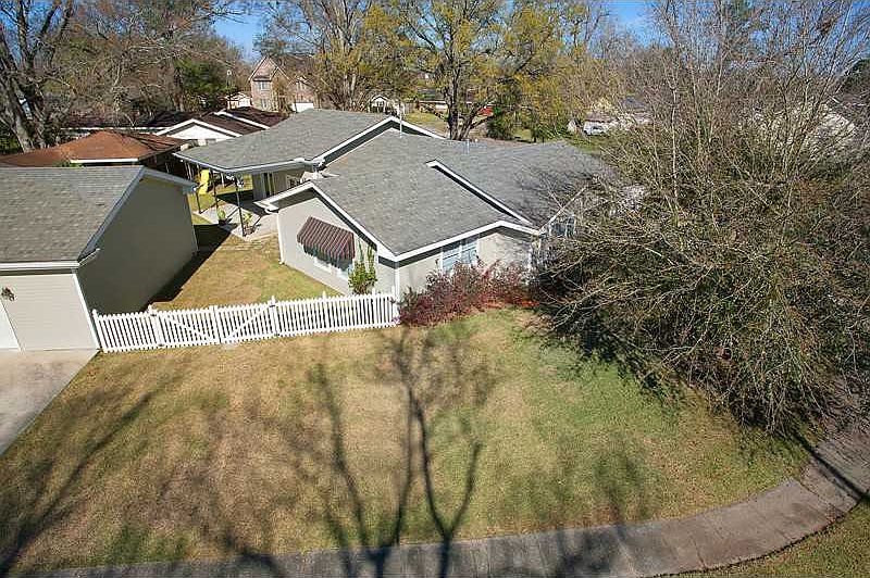 4 Hennessey Ct, River Ridge, LA 70123 | Zillow