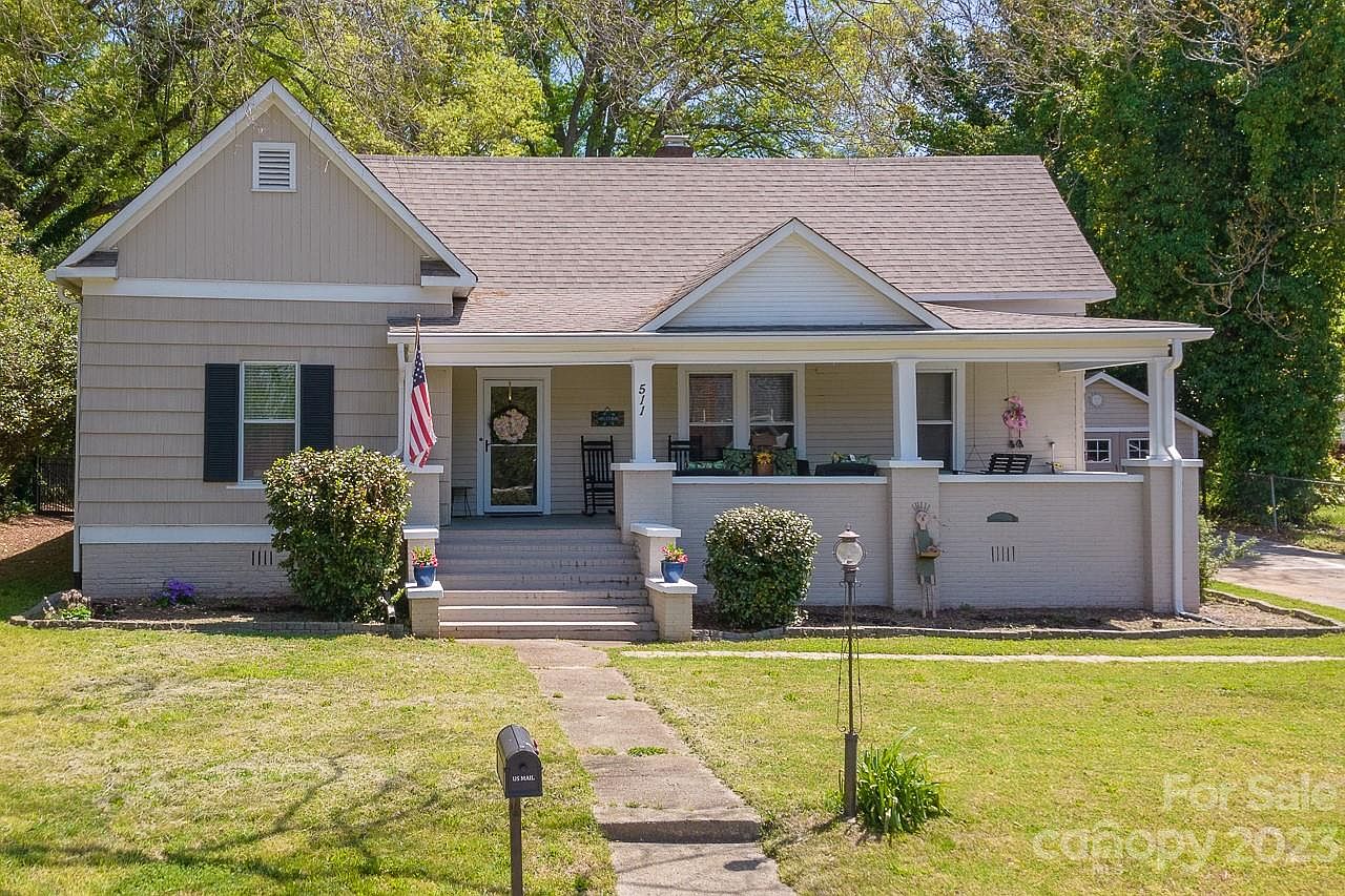 511 S Main Ave, Newton, NC 28658 | Zillow