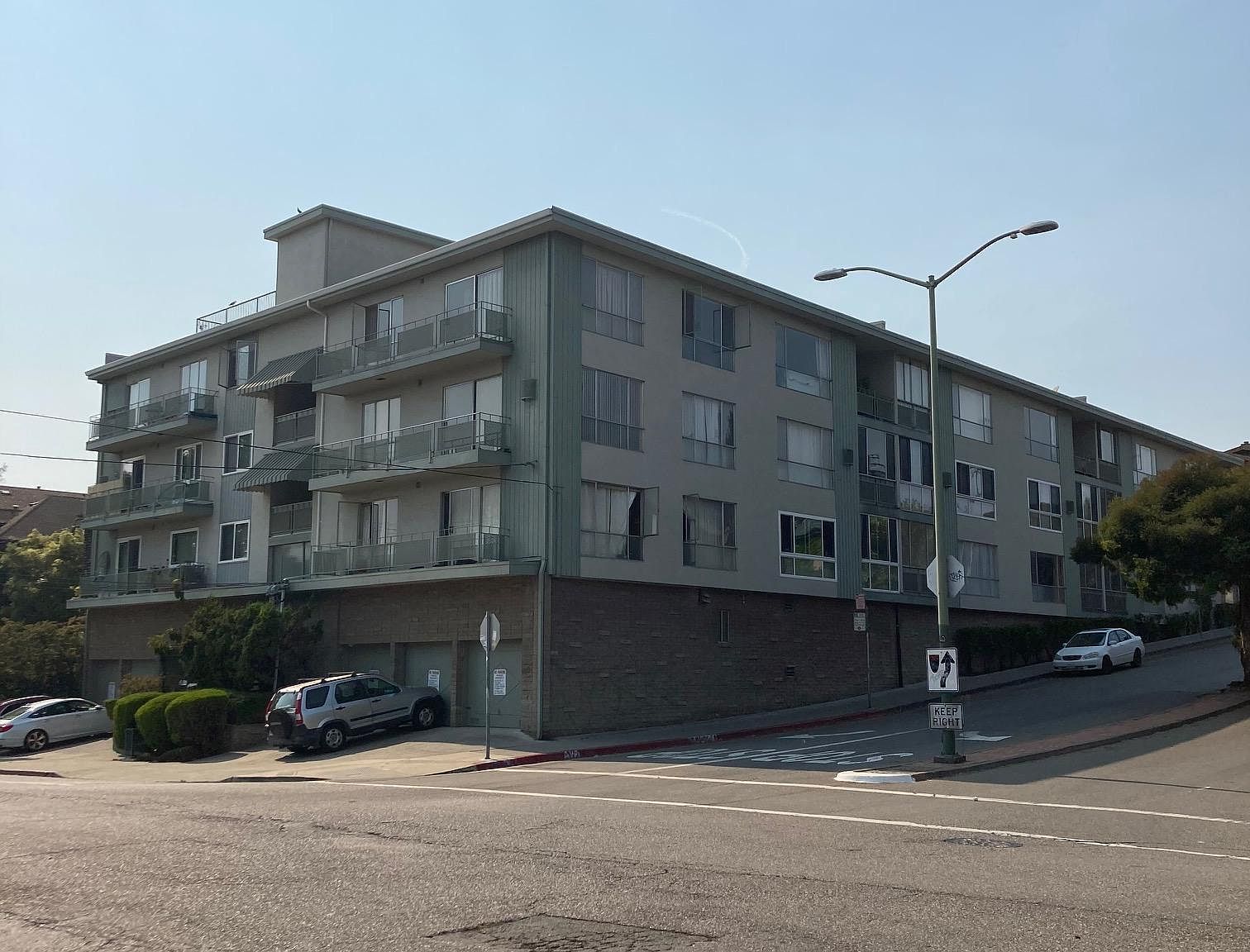 3877 Howe St APT 103, Oakland, CA 94611 | Zillow